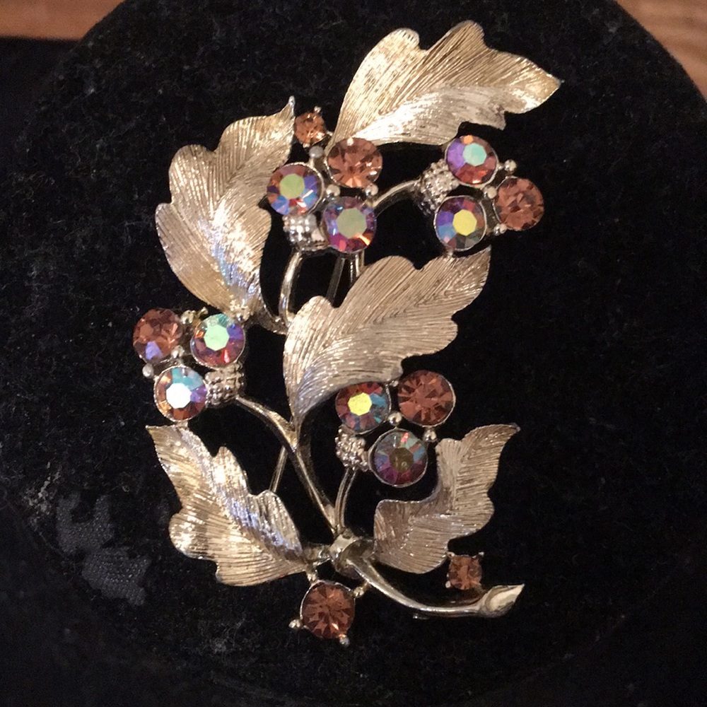Vintage Lisner Gold Toned Aurora Borealis Brooch - Gem